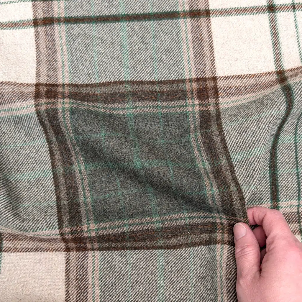 Dumfries Wool Plaid / Hunting green | County Fabrics - Made-to-Measure ...